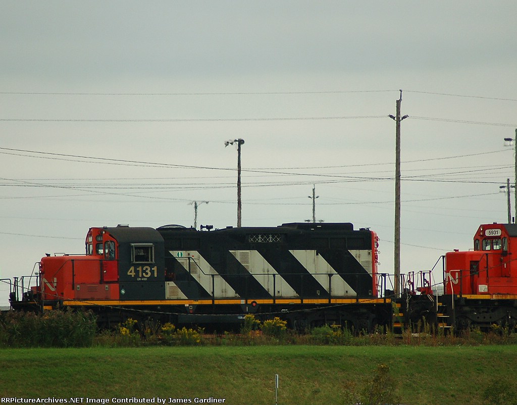 CN 398 arriving at Mac Yard